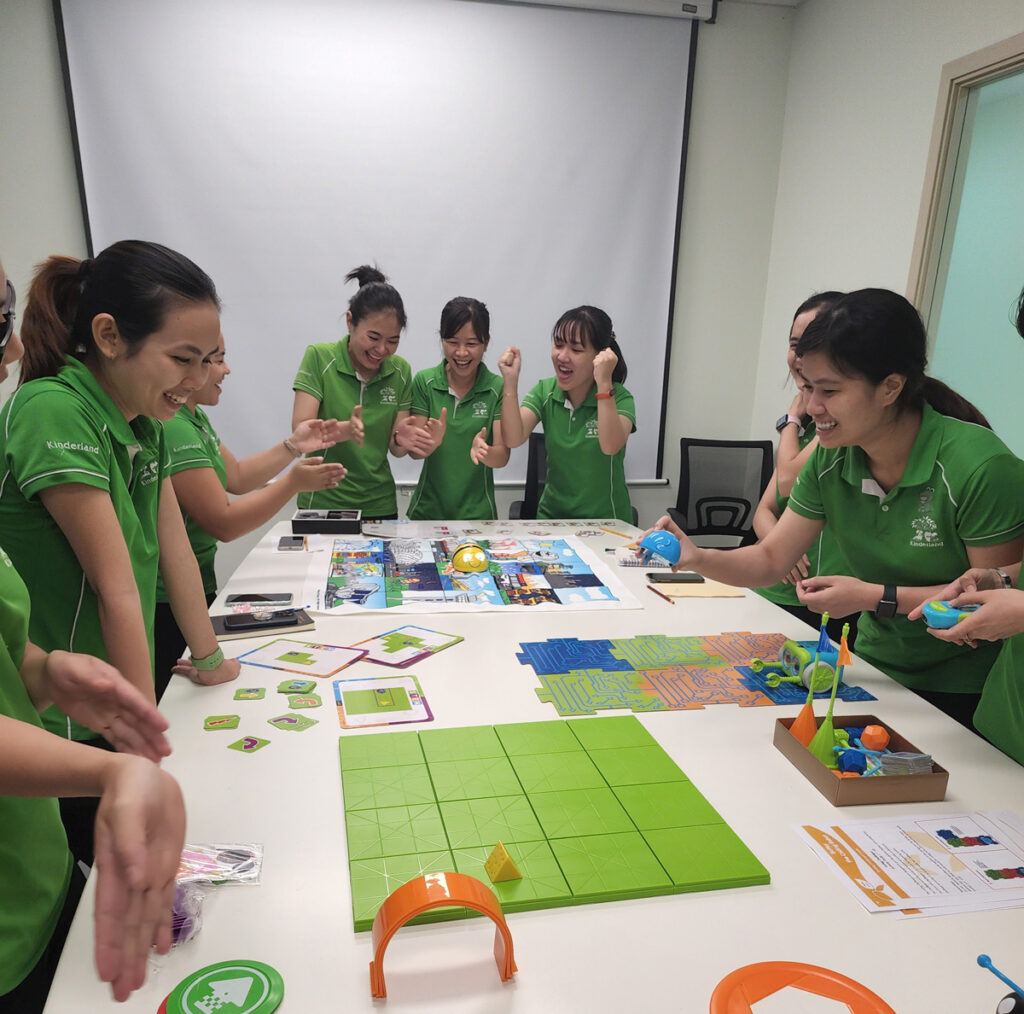 Kinderland's Coding Programme is now offered in Vietnam! - Kinderland Vietnam